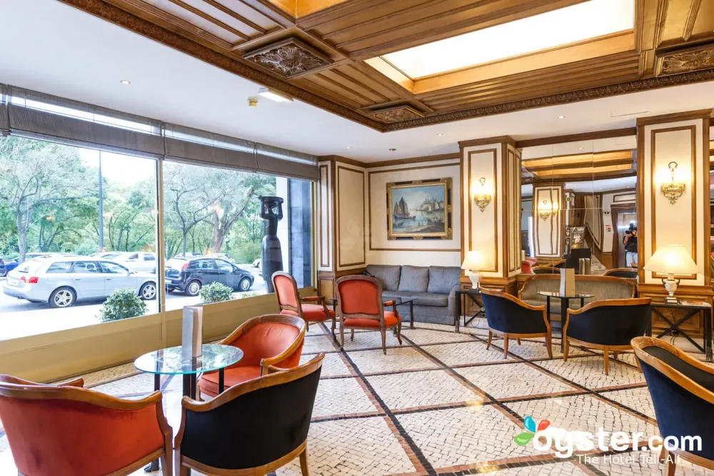 SANA Rex Hotel Review: What To REALLY Expect If You Stay